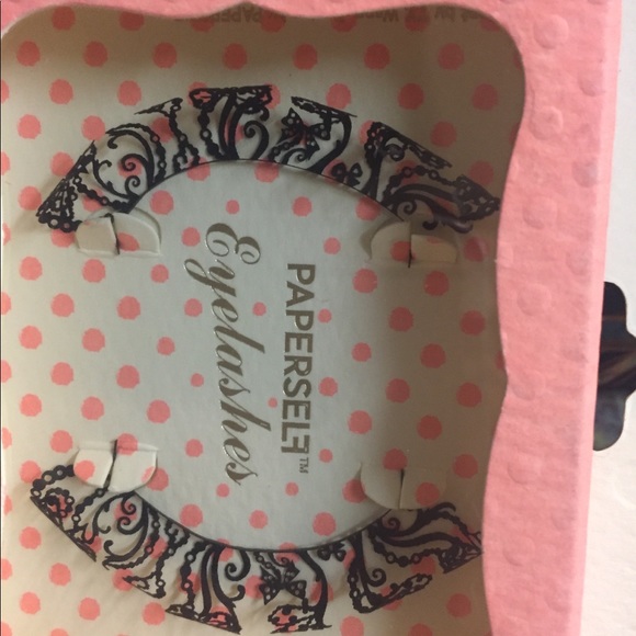 PAPERSELF | Makeup | New Box Ultra Paper Thin Lashes Paperself London ...